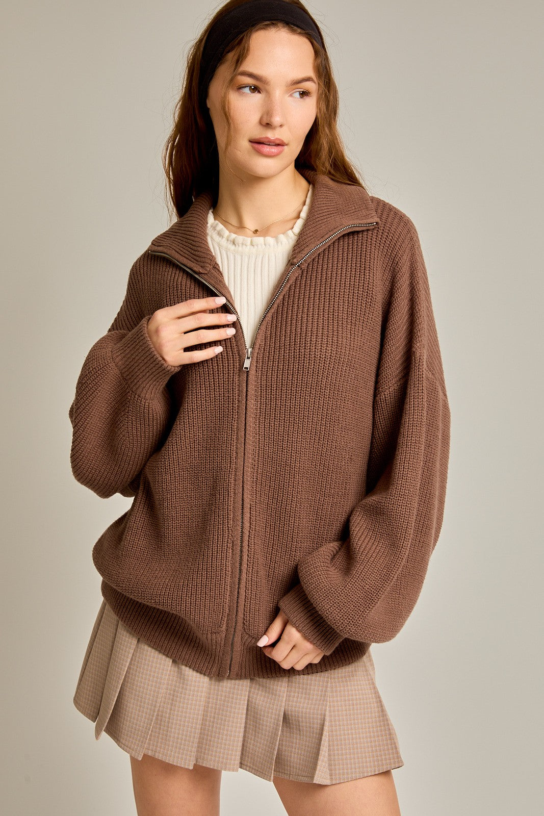 Day Out Zip-Up – SHOP ABOVO